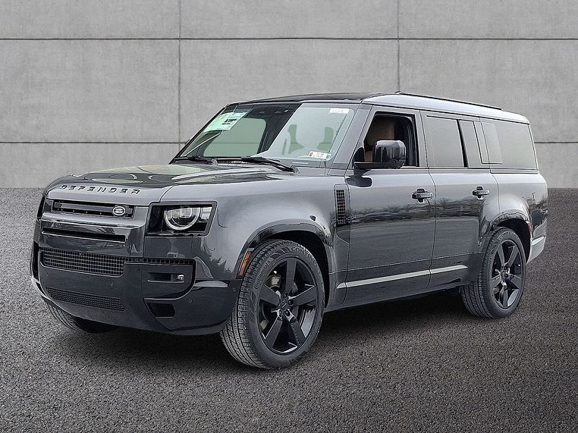 New 2026 Land Rover Defender ($99,931) | CarStory